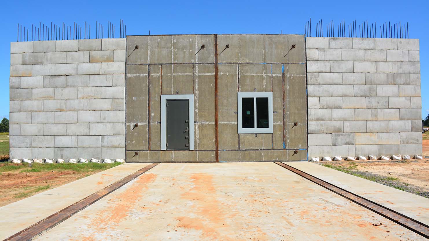 ERDC's Blast, Ballistic, and Forced-Entry-Resistant Operable Windows ...